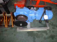 China Transmission Line Electric Wire Rope Cable Puller Winch With 3-4 Kw Power for sale