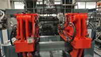 China Extrusion Blow Molding Machine 750mm Platen Stroke 160kg/H Output for Jerrycan Production for sale