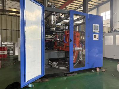 China 5.7kw Head Heating Power Milk Bottle Blow Molding Machine with Mitsubishi PLC for 600 PC/H Dry Cycle Production for sale
