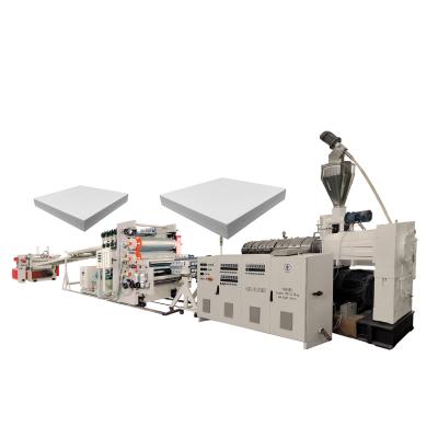 China PVC WPC Advertising Board Extrusion Line 600kg/H Output 380V Industrial Manufacturing System for sale