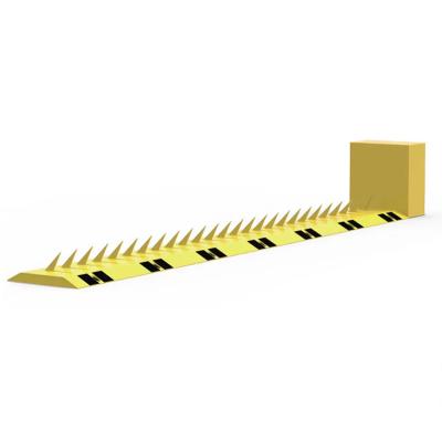 China 1-6 Meters Speed Hump Road Blocker Tyre Killer with Metal Spike and Warning Equipment for sale
