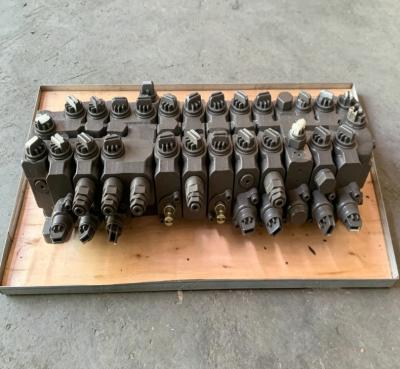 China EC55B Hydraulic Main Control Valve Assy for Excavator Spare Parts VOE14536843 Distribution Valve Assembly OEM for sale