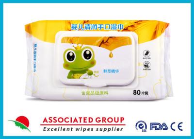 China Disposable Baby Care Wet Wipes Weakly Acidic Unscented Biodegradable With Flip Top for sale