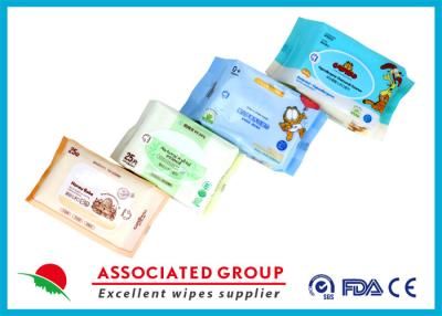 China Ultra Thick Pearl Dot Wet Biodegradable Baby Wipes Tissues 25pcs Small Packaging for sale