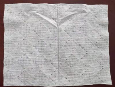 China 60g 100% Cotton Baby Wet And Dry Both Used Wipes Flower Shape for sale
