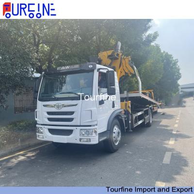 China FAW 4x2 8 Ton Roadside Recovery Wrecker Truck , Crane Tow Truck for Vehicle Towing for sale
