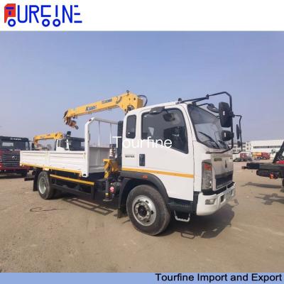 China SINOTRUK 3 Ton 4 Ton 5 Ton Truck Mounted Crane Light Duty Loader Crane Truck 4X2 for sale