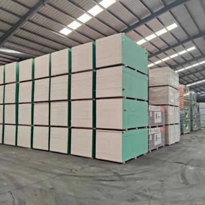 China Customized Green Moisture Resistant Drywall , Waterproof Gypsum Sheet 9mm for sale