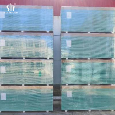 China Water-Resistant Plasterboard Wholesaler 1220×2440mm 9.5mm Lightweight Moisture Resistant Gypsum Board for Ceilings Interior Walls for sale