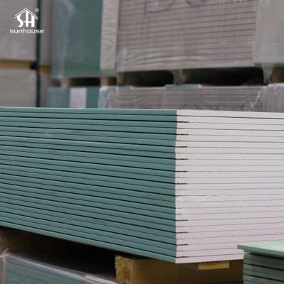China Green Moisture Resistant Gypsum Board for Interior Walls, Ceilings and Damp Room Applications for sale