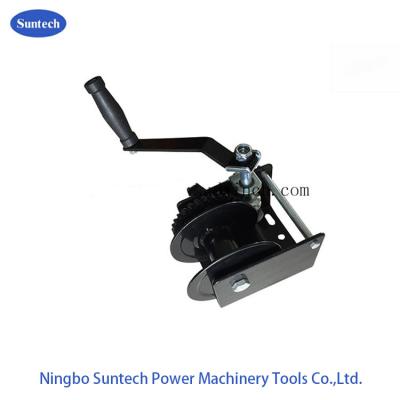 China Poultry Wall Mounted Worm Gear Hand Winch 600kg Single Drum Black Plated for sale