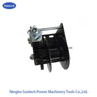 China Poultry Wall Mounted Worm Gear Hand Winch 600kg Single Drum Black Plated for sale