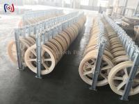 China 822 Series Stringing Block Overhead Transmission Line Tools With Customized Sheave Dimension And High Load Capacity for sale