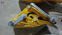 China Aluminum Alloy Conductor Gripper Come Along Clamp For Transmission Line for sale