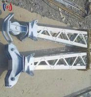 China Heavy Duty Inner Suspended Lattice Gin Pole For Transmission Tower Construction for sale