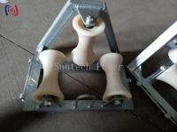 China Multi-Groove Corner Ground Roller For Parallel Cable Pullin for sale