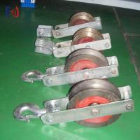 China Heavy Duty Grounding Wire Stringing Block with 5kn-150kn Rate Load and 660x560x100mm Sheaves Size for Grid Construction for sale