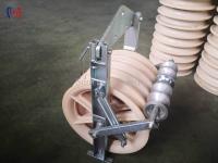 China Grounding Roller Stringing Block for OPGW Installation | Non Conductive Multi Sheave Pulley for sale