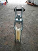 China 5-20KN Rated Load Single Sheave Stringing Block with Ball Bearing Mounted Lightweight Aluminum or Nylon Sheave for sale