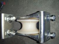 China Double Sheave Stringing Block for 25-400mm Conductors with 5-20KN Load and Galvanized Steel Frame for sale