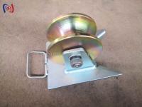 China SH130S 10KN Galvanized Pithead Cable Roller Pulley with Triangle Sheave Configuration for Underground Cable Pulling for sale