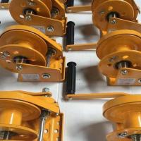 China Self Locking Screw Ss 304 2600lbs Manual Hand Crank Winch for sale
