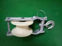 China Angled Cross Arm Mounted Hook Style Conductor Stringing Blocks for sale