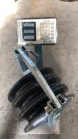 China Triple Aluminum Sheaves Cable Pulley Stringing Blocks With Rubber Lined for sale