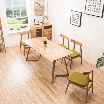 China Latest Designs Solid Wood Furniture White Oak Dining Table for sale