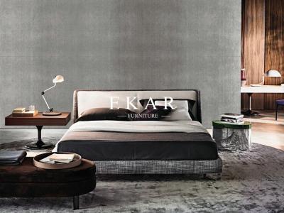 China Latest Italian Luxury Bed Designs Pictures Of Wood Double Bed for sale
