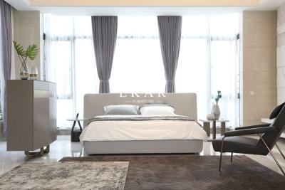 China Italian Designer Modern Bedroom Furniture Fabric Headboard King Size Bed for sale
