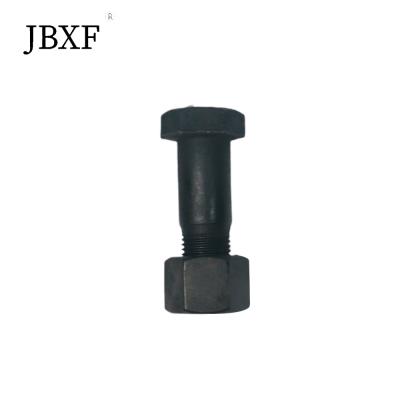China Tensile Resistant Excavator Track Bolt Doosan DX300 Hyundai R335 Excavator Bolt Nut for sale