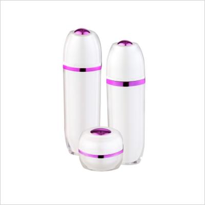 China Recyclable Non-Spill Cosmetic Airless Bottle 40-150ml Capacity PP PMMA Plastic Packaging for sale