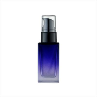 China Skincare Foundation Glass Bottle 30ml 50ml Cosmetic Packaging with Custom Printing Options for sale