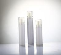 China PET Luxury Sprayer Pump Bottle 50ml-150ml Capacity Custom Personal Care Container with Multiple Printing Options for sale