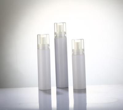 China PET Luxury Sprayer Pump Bottle 50ml-150ml Capacity Custom Personal Care Container with Multiple Printing Options for sale