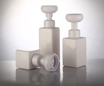 China Square Foam Pump Bottle 250ml-650ml with Custom Printing for Shampoo, Conditioner, and Liquid Soap Dispensing for sale
