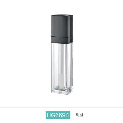 China PETG Empty Lip Gloss Bottle 2-12ml Transparent Custom Screw Cap for sale