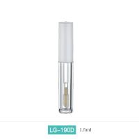 China Custom Empty Lip Gloss Bottle 1-15ml Plastic Cosmetic Packaging with Foot Applicator for sale
