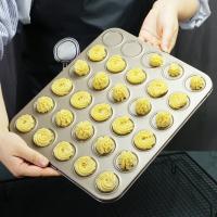 China Durable Carbon Steel Cake Pan Set For Customization In Kitchen And Bakery Tray for sale