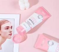 China Face Wash Moisturizing Dark Spots Removal Niacinamide Whitening Face Wash 100ml for sale