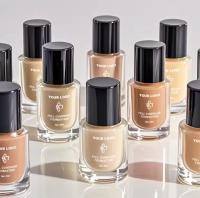 China Factory Oil-Control Concealer Sunscreen Foundation Makeup Waterproof and Matte for sale