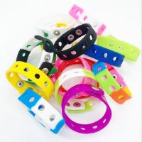 China Personalized Silicone Rubber Wristband Bracelet with Holes Customizable and Durable for sale