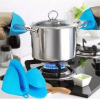 China Food Grade Silicone Oven Mitt Heat Resistant Mini Pot Holder for Baking Cooking Accessories for sale
