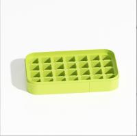 China Ice Cream Makers Large Capacity Ice Cube Mold for Household Food Grade Ice Making Box for sale