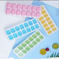 China Stocked 14 Cavity Ice Cube Maker Molds with Lids and Bpa Free PP Plastic for sale