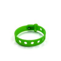 China Silicone Designer Pieces Charm Bracelet Chain Luxury Shoe Designer Collection for End for sale