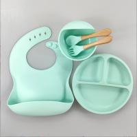 China 5pcs Eco-friendly Baby Feeding Set Silicone Suction Bowls Plates Spoon Fork Bib for Toddlers for sale