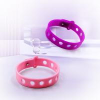 China Customized Silicone Wristband Bracelets for Adult Kids Shoe Charms for sale