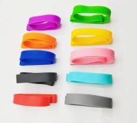 China Custom Elastic Thick Wide Beach Chair Towel Clips Silicone Rubber Bands for Cutting Service for sale